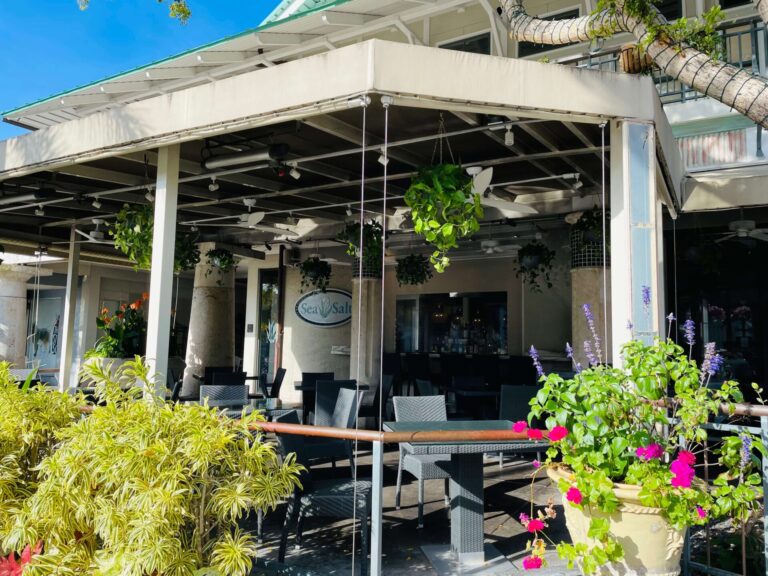 The Best Places to Eat in Naples, Florida (11 Must-Try Restaurants!)