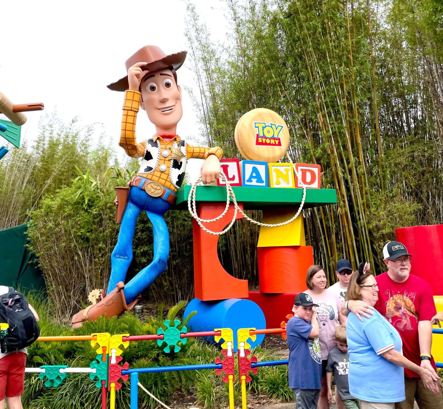 Disney vs. Universal: A Complete Comparison of Both Parks | Travel With ...