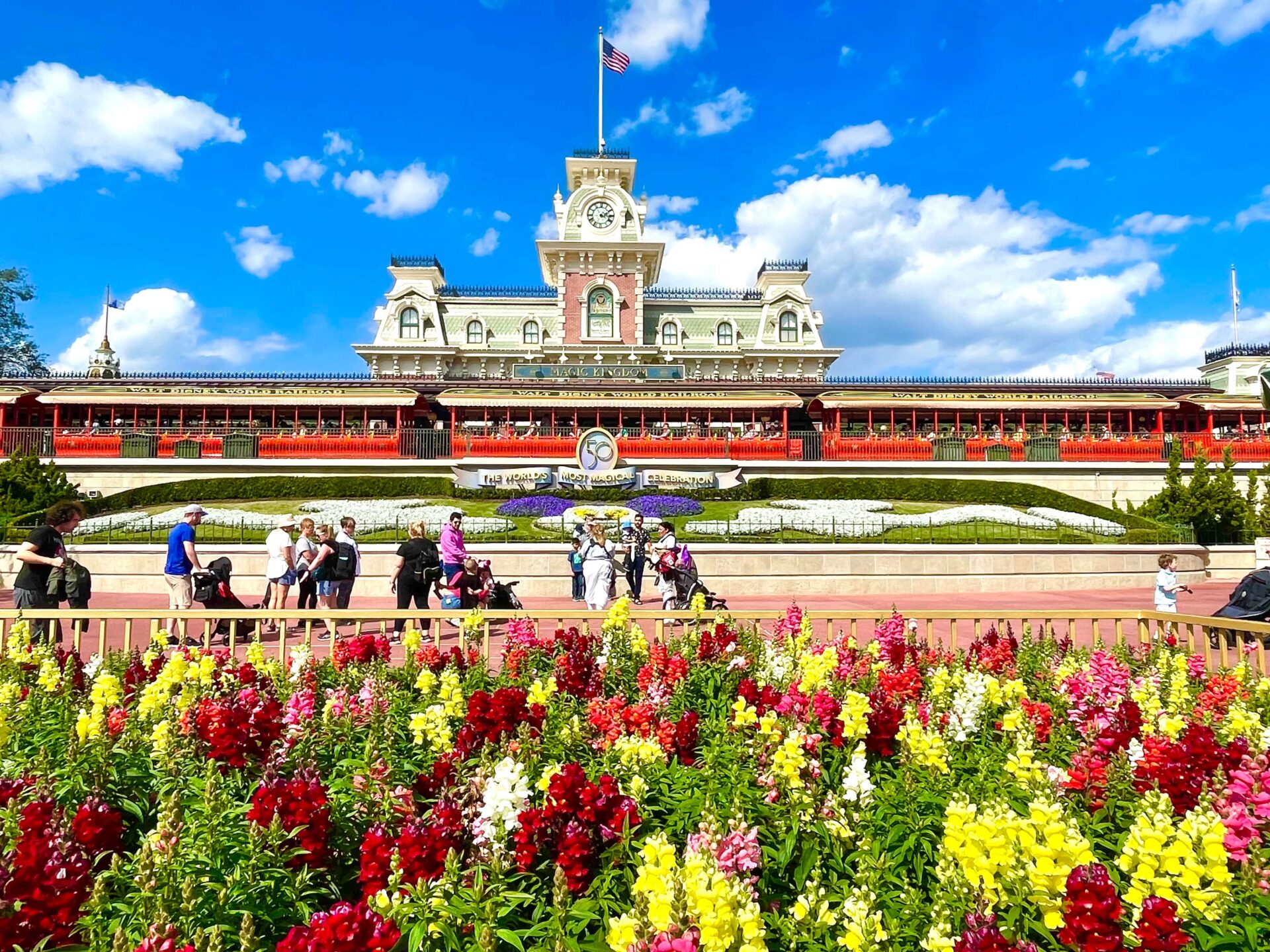 The Perfect 1-Day Magic Kingdom Itinerary| Travel With A Plan